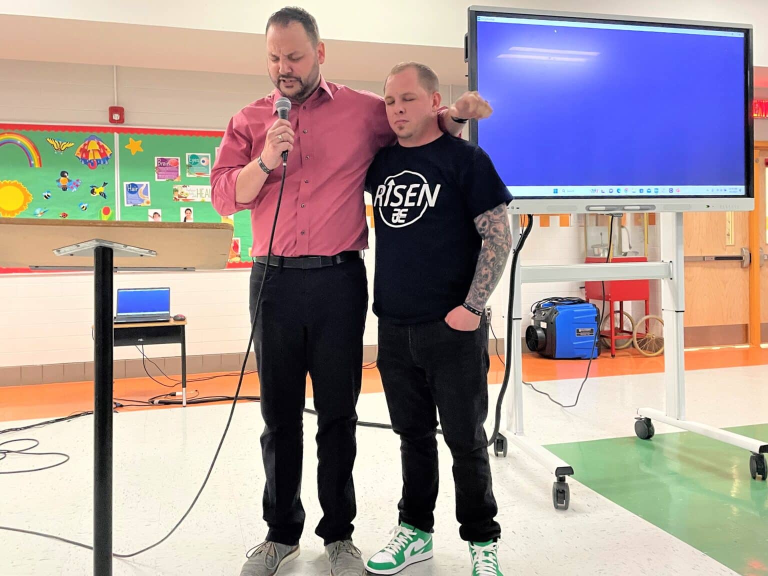 Alumnus Derrick Cash Shares Testimony at John C. Myers Elementary ...